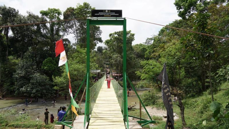 Pemkab Sukabumi Kolaborasi dengan Jampe Bangun Jembatan Gantung di ...